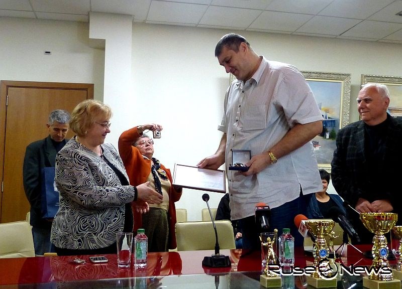 lyubo_ganev-press64 - TVN.BG